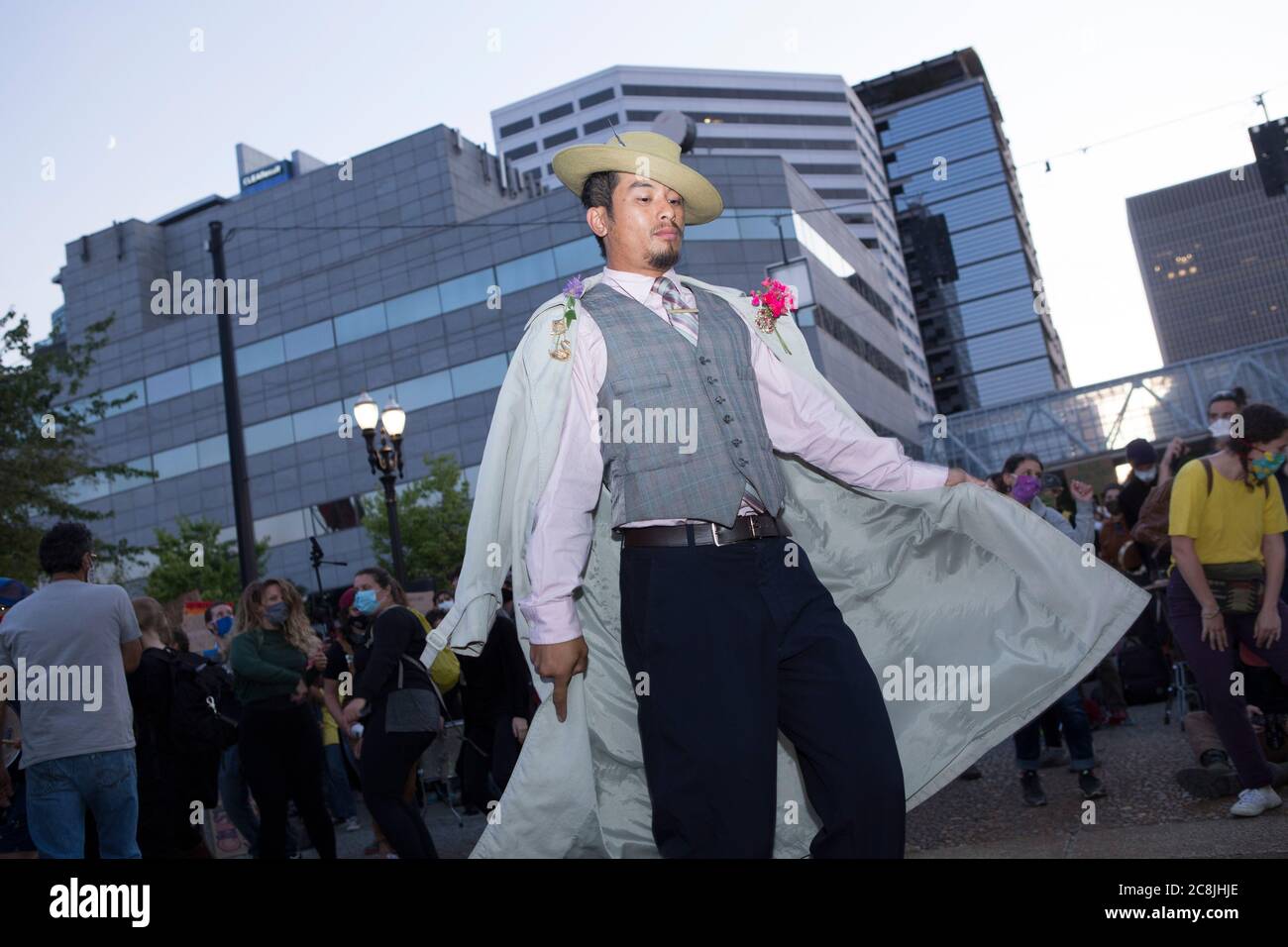 24. Juli 2020, Portland, OREGON, USA: Tausende von Black Lives Matter ...