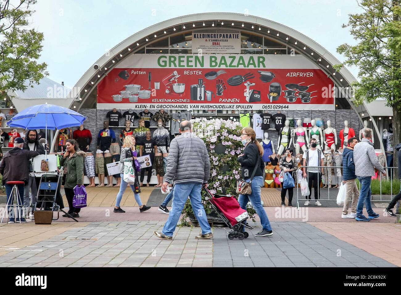 Beverwijk, Niederlande. Juli 2020. BEVERWIJK, 25-07-2020, De Bazaar ...