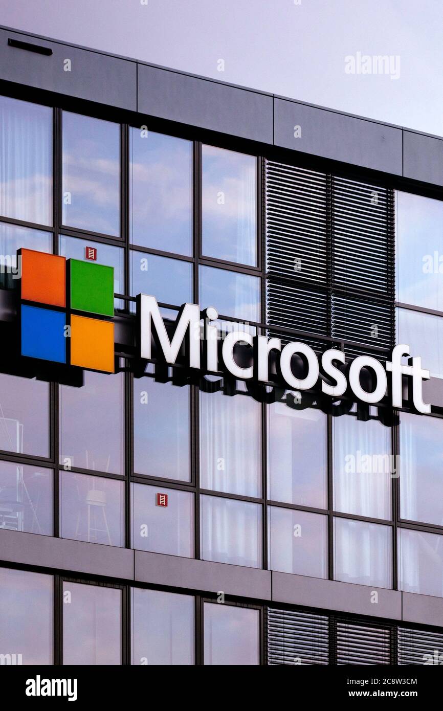 Ms word logo -Fotos und -Bildmaterial in hoher Auflösung – Alamy