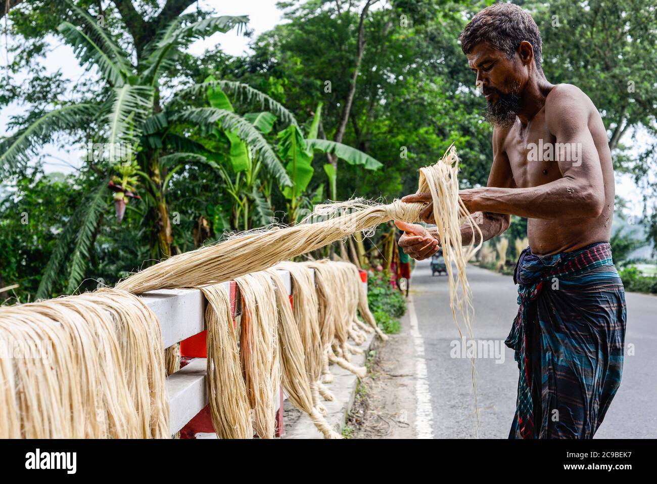 Jute teppiche -Fotos und -Bildmaterial in hoher Auflösung – Alamy