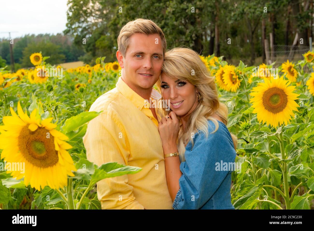 14. Juli 2020, Sachsen-Anhalt, Dessau-Roßlau: Annemarie Eilfeld und ihr ...