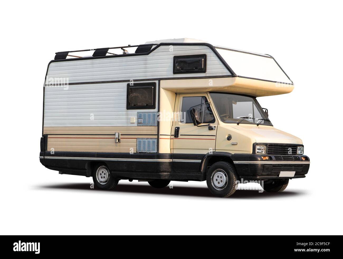 Alten wohnmobil am strand -Fotos und -Bildmaterial in hoher Auflösung ...