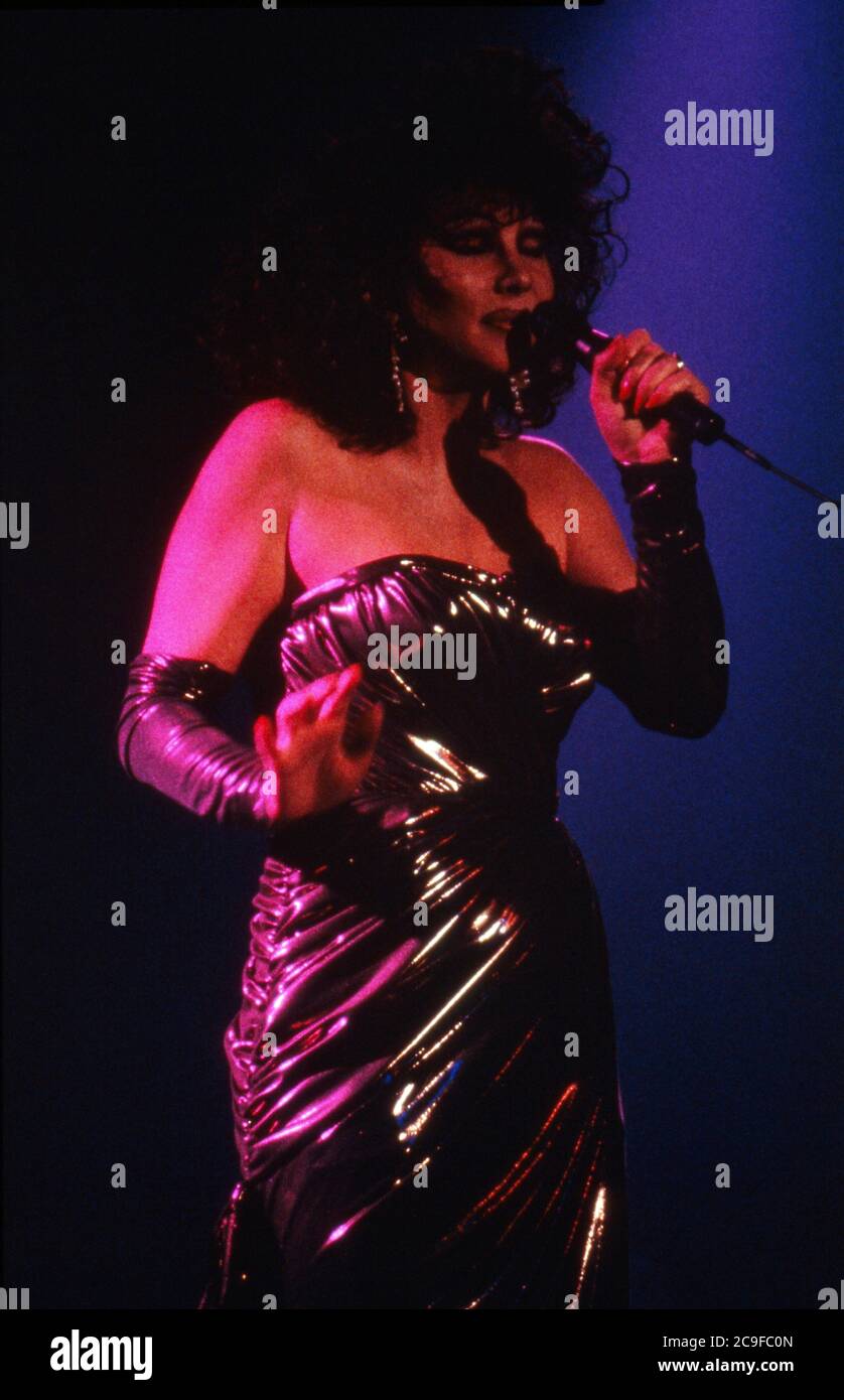 Romy Haag, deutsche Sängerin, Tänzerin und Schauspielerin, singt bei ...