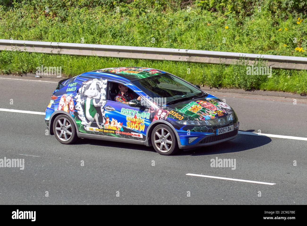 Dozy dave zaubershow -Fotos und -Bildmaterial in hoher Auflösung – Alamy
