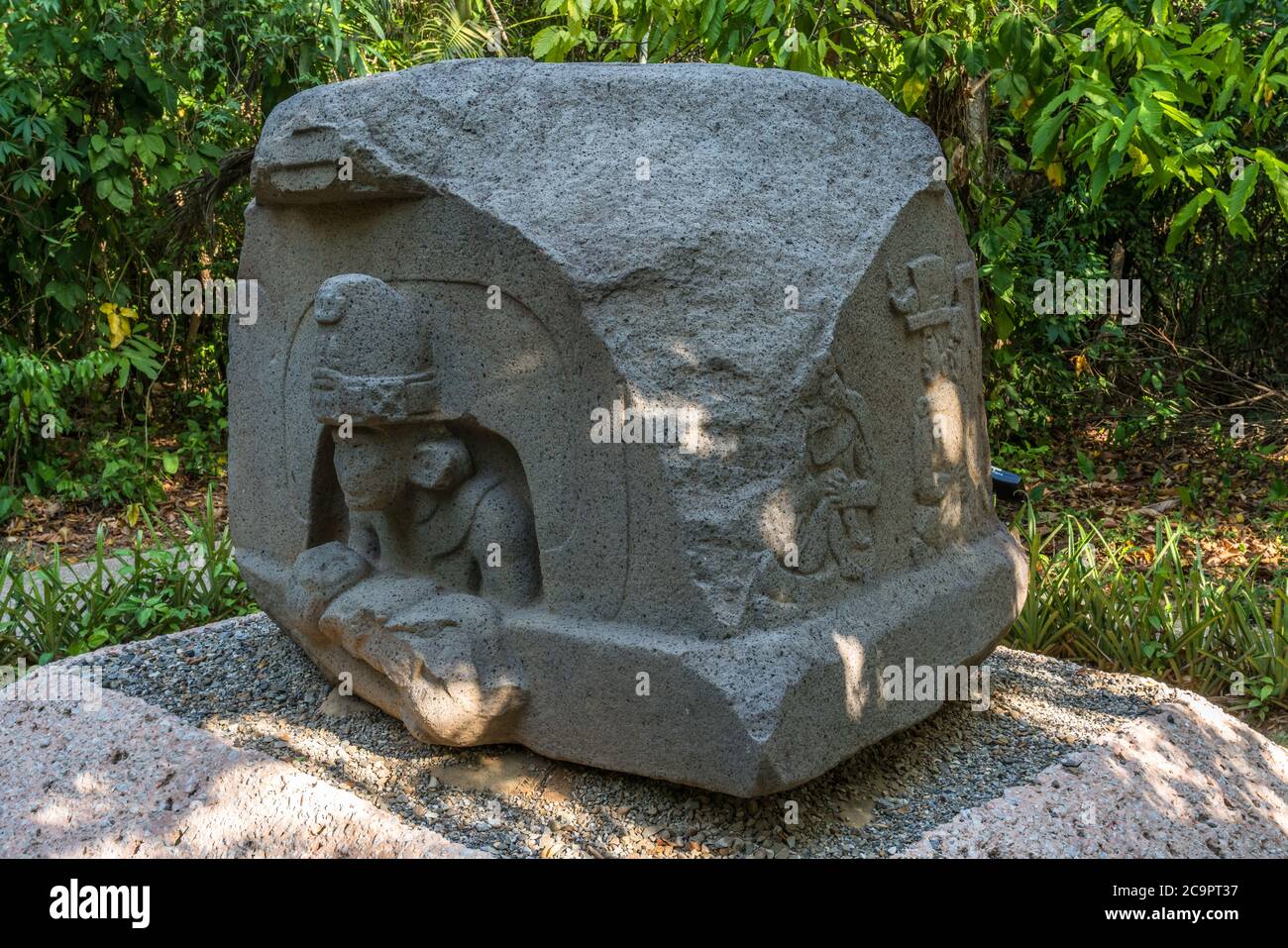 Altar 5, der Altar der Kinder, aus den Olmec Ruinen von La Venta ...