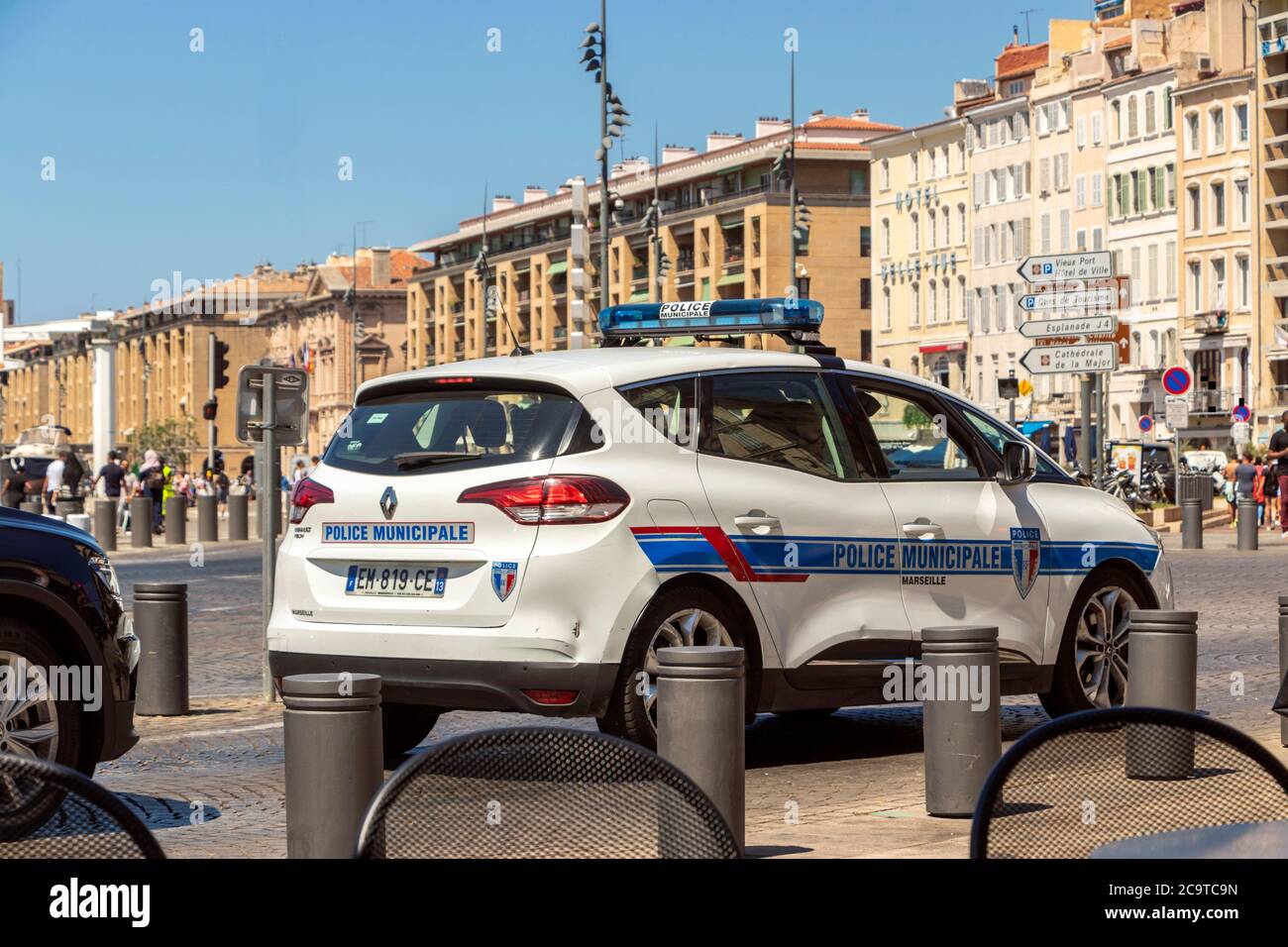 Gendarmen polizei -Fotos und -Bildmaterial in hoher Auflösung – Alamy