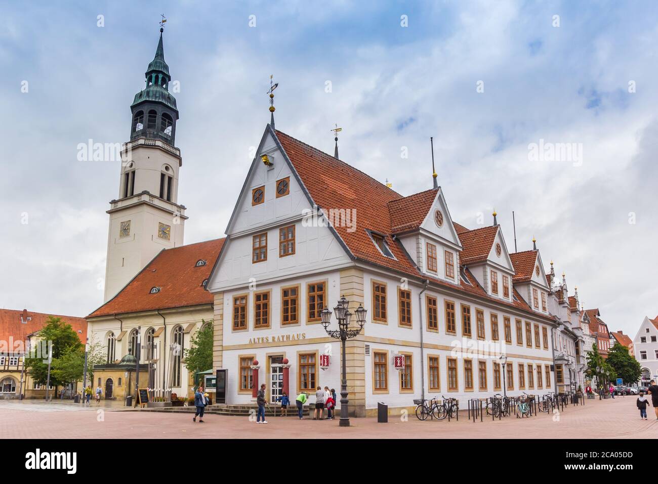 Historisches Rathaus auf dem Marktplatz von Celle, Deutschland ...