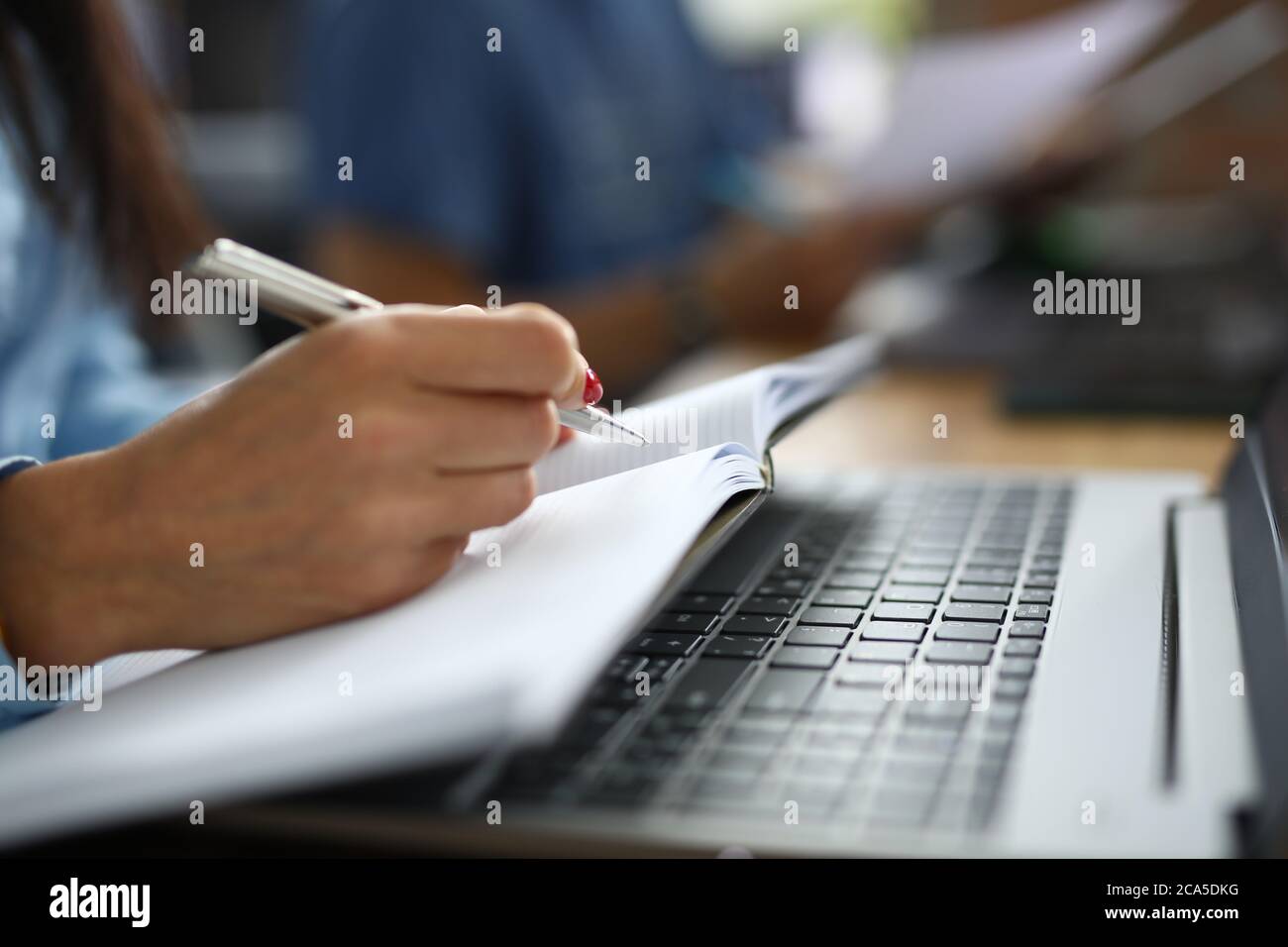 Stift und Stift Stockfotos und -bilder Kaufen - Alamy