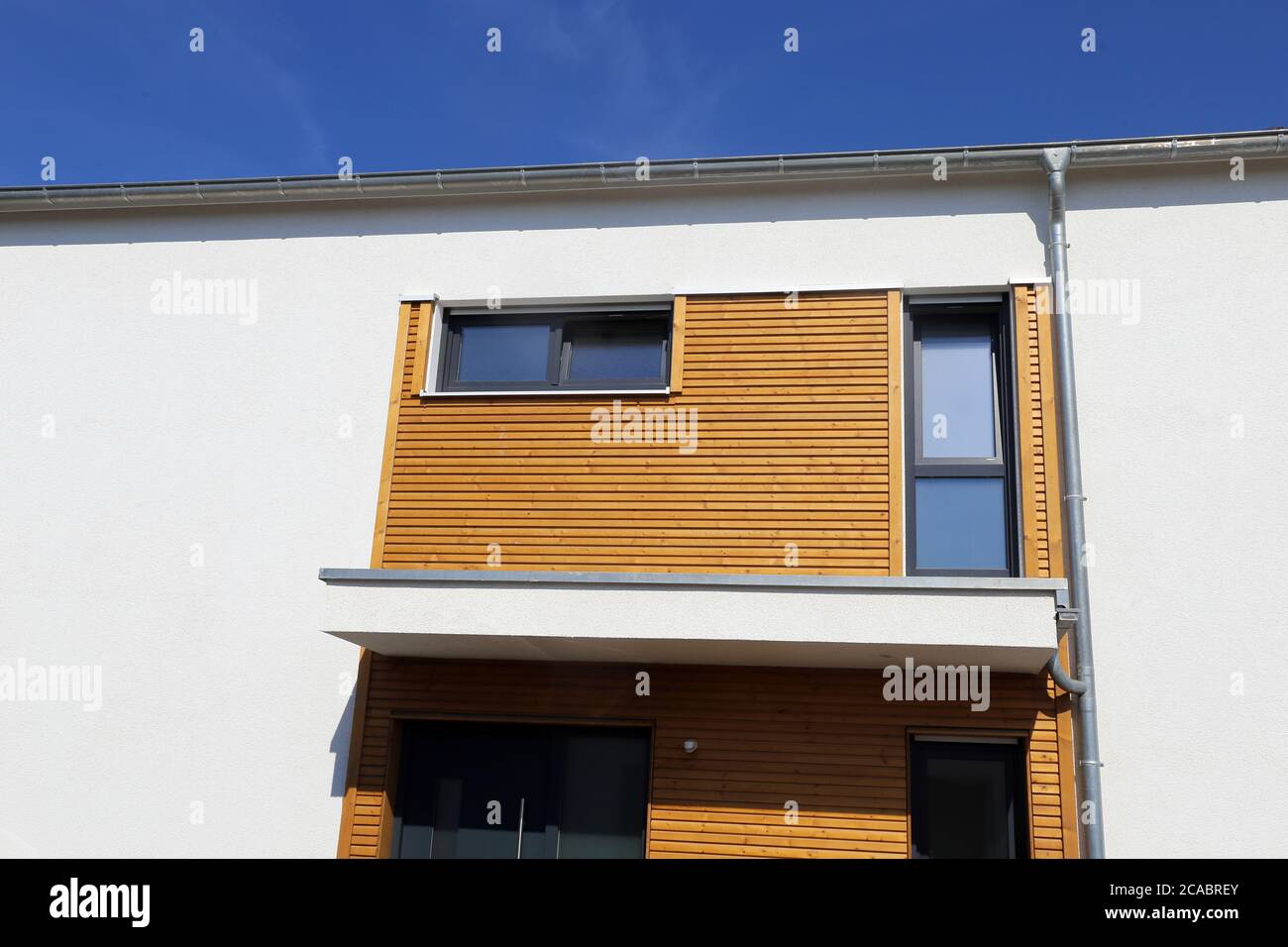 Paneele holzbau -Fotos und -Bildmaterial in hoher Auflösung – Alamy