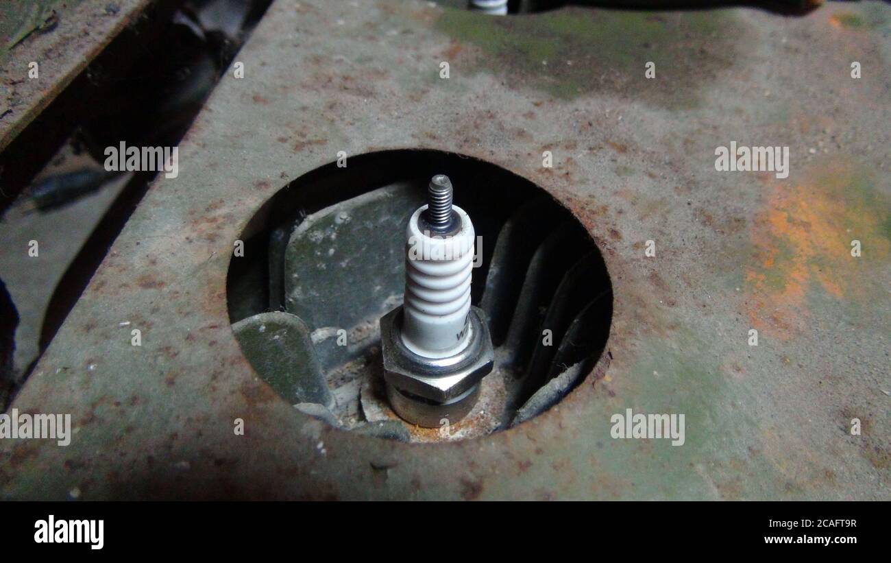 Candle car -Fotos und -Bildmaterial in hoher Auflösung – Alamy