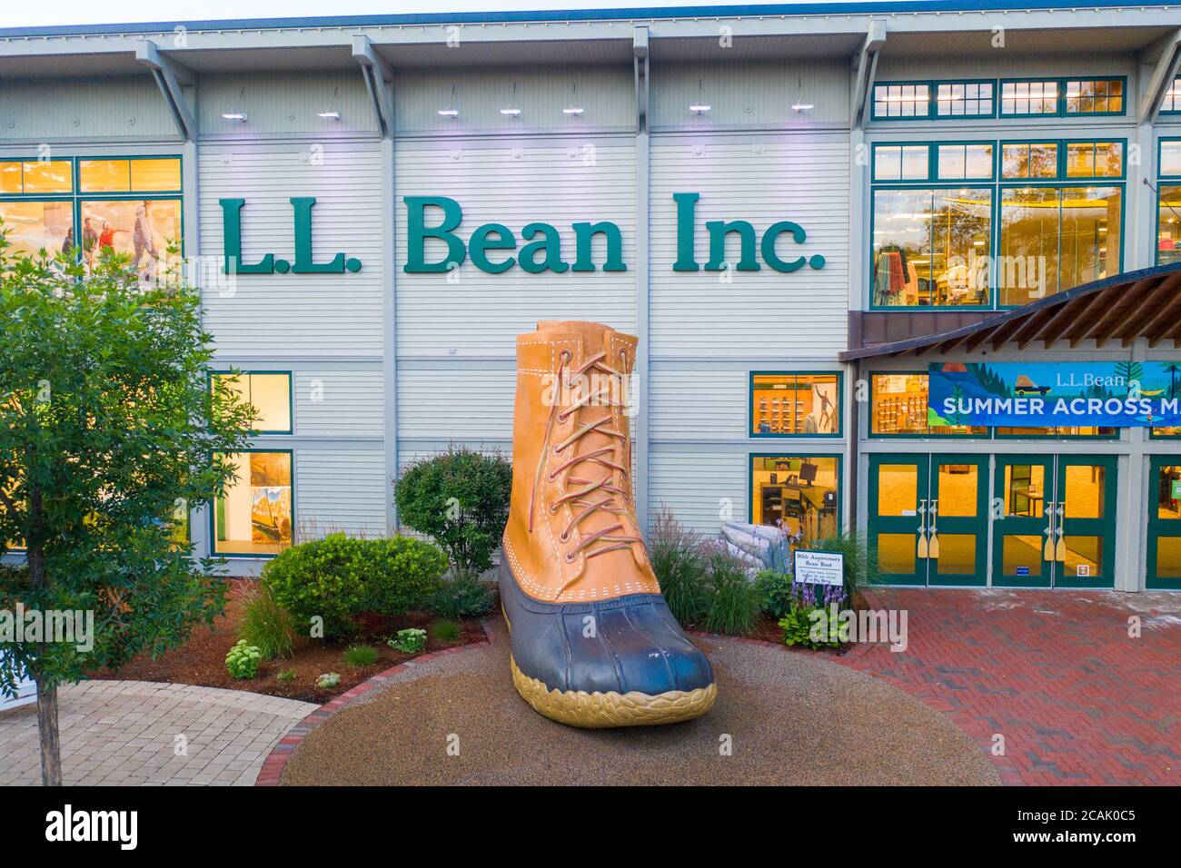 L l bean store -Fotos und -Bildmaterial in hoher Auflösung – Alamy