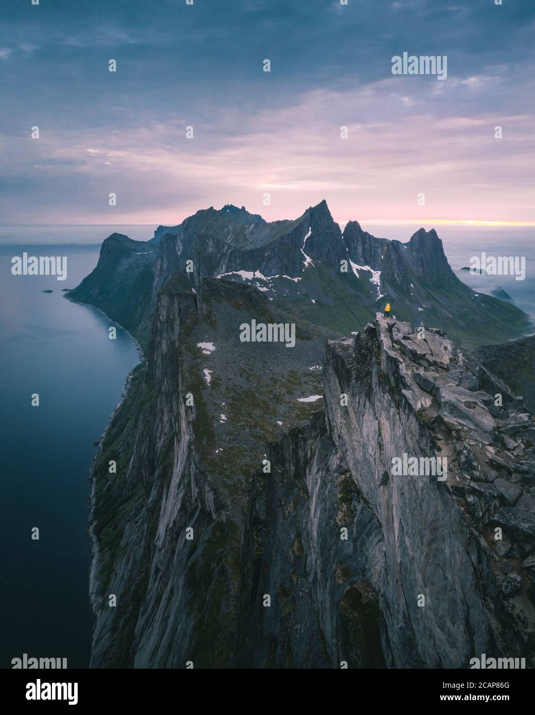 Segla senja -Fotos und -Bildmaterial in hoher Auflösung – Alamy