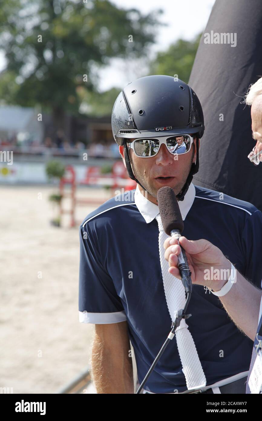 Sportpferde center rothenburg -Fotos und -Bildmaterial in hoher ...