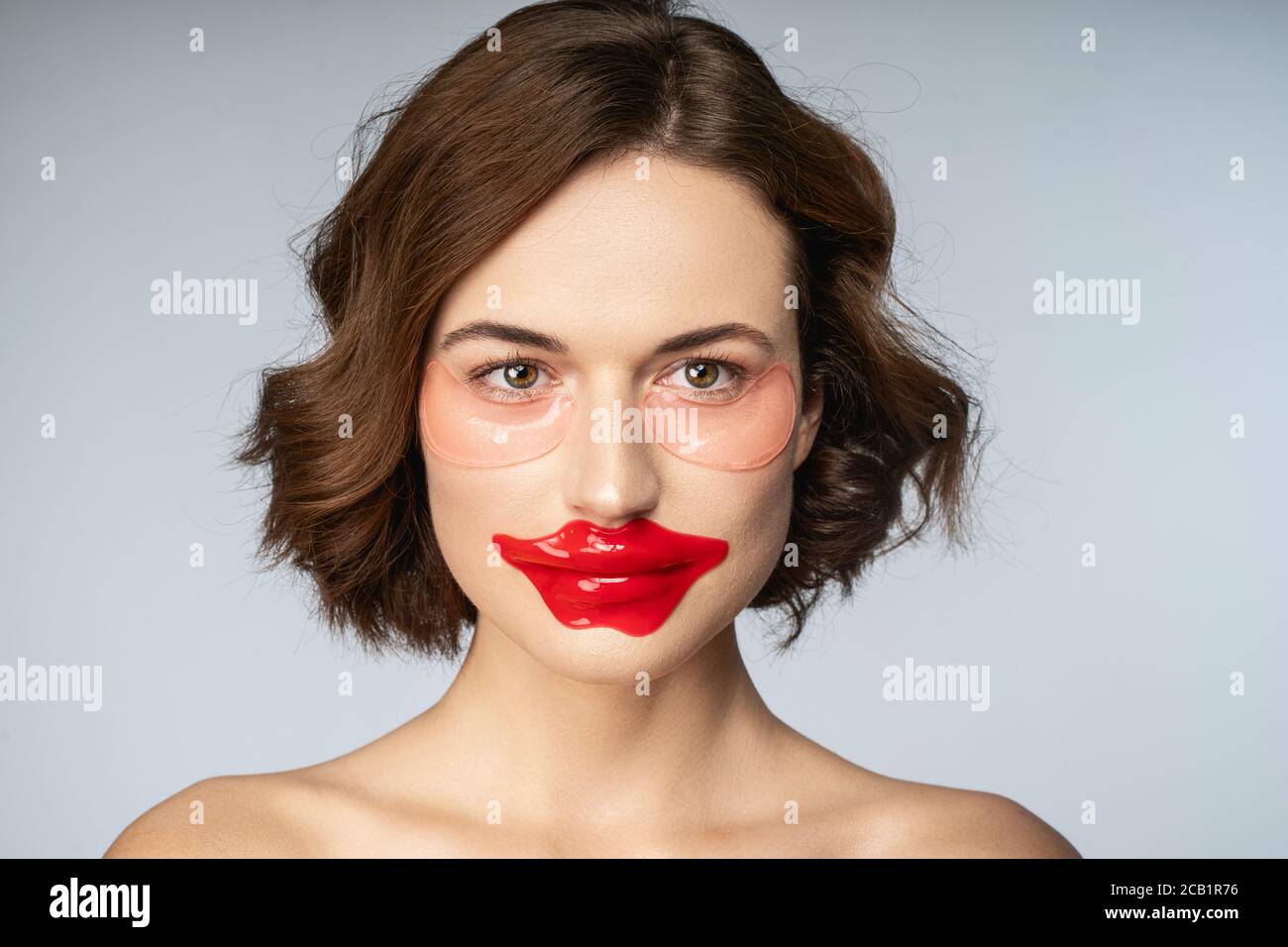 Red eye patch -Fotos und -Bildmaterial in hoher Auflösung – Alamy