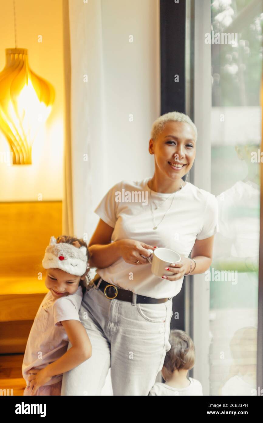 Menschen Mutter und Kind Stockfotos und -bilder Kaufen - Alamy