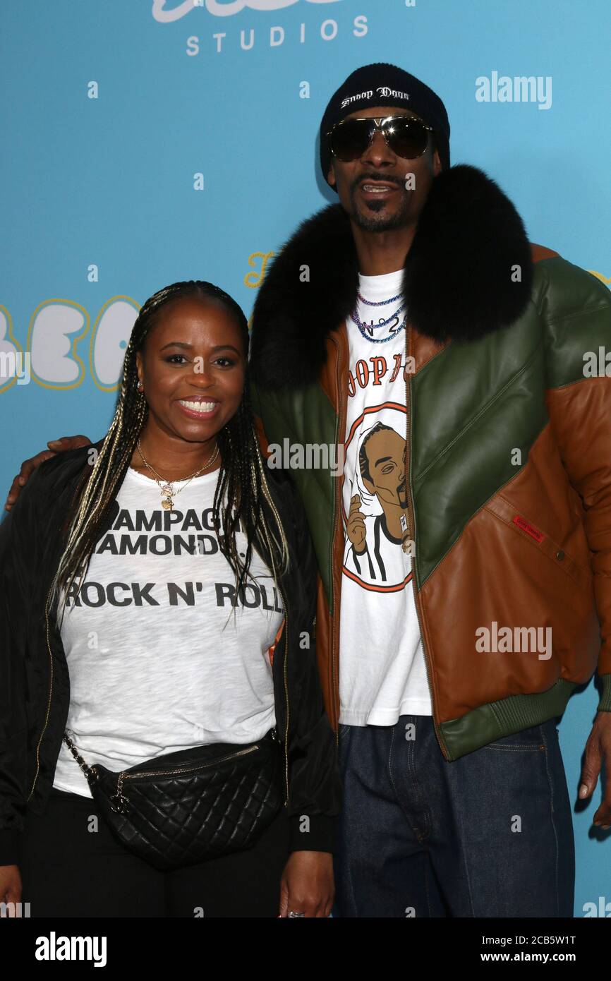 LOS ANGELES - MÄR 28: Shante Broadus, Snoop Dogg, Calvin Broadus Jr bei ...