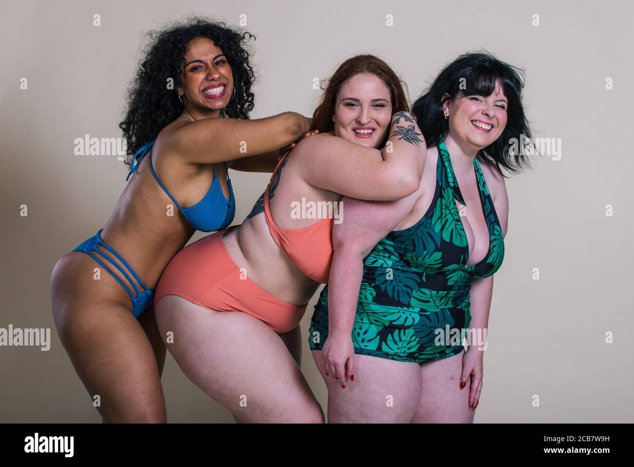 Dicke frau bikini -Fotos und -Bildmaterial in hoher Auflösung - Seite 3 - Alamy