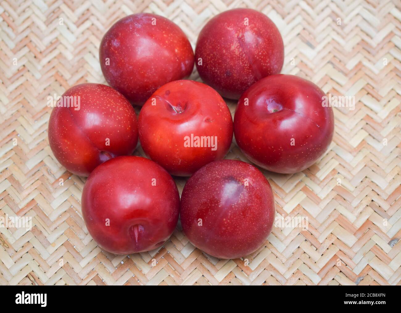 Pflaume aloo -Fotos und -Bildmaterial in hoher Auflösung – Alamy