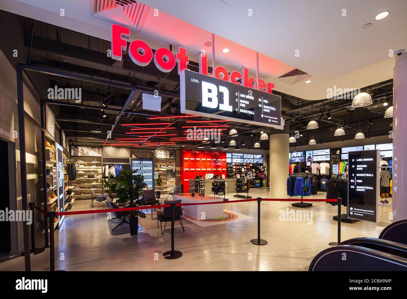 Footlocker Store Stockfotos und -bilder Kaufen - Alamy