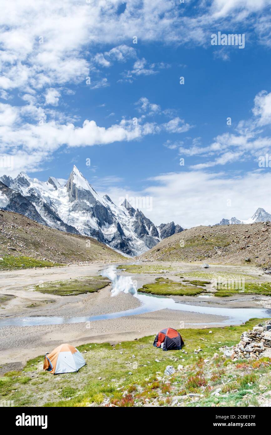 Layla oder Leila Peak von Xhuspang/Huspang Campingplatz, Gondogoro ...