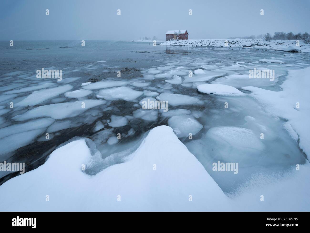 Dicke eisschollen -Fotos und -Bildmaterial in hoher Auflösung – Alamy