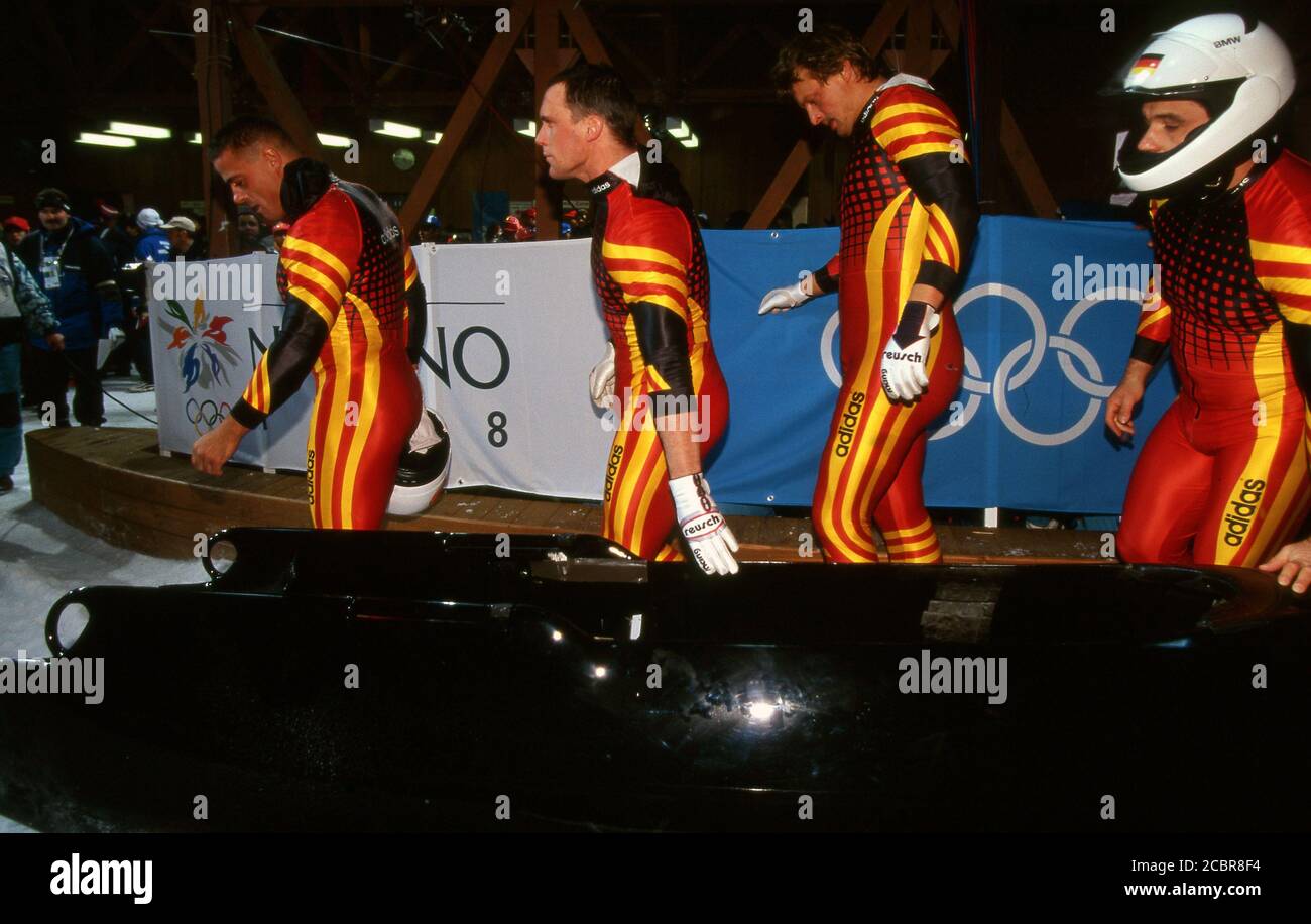 Bobsleigh olympia -Fotos und -Bildmaterial in hoher Auflösung – Alamy