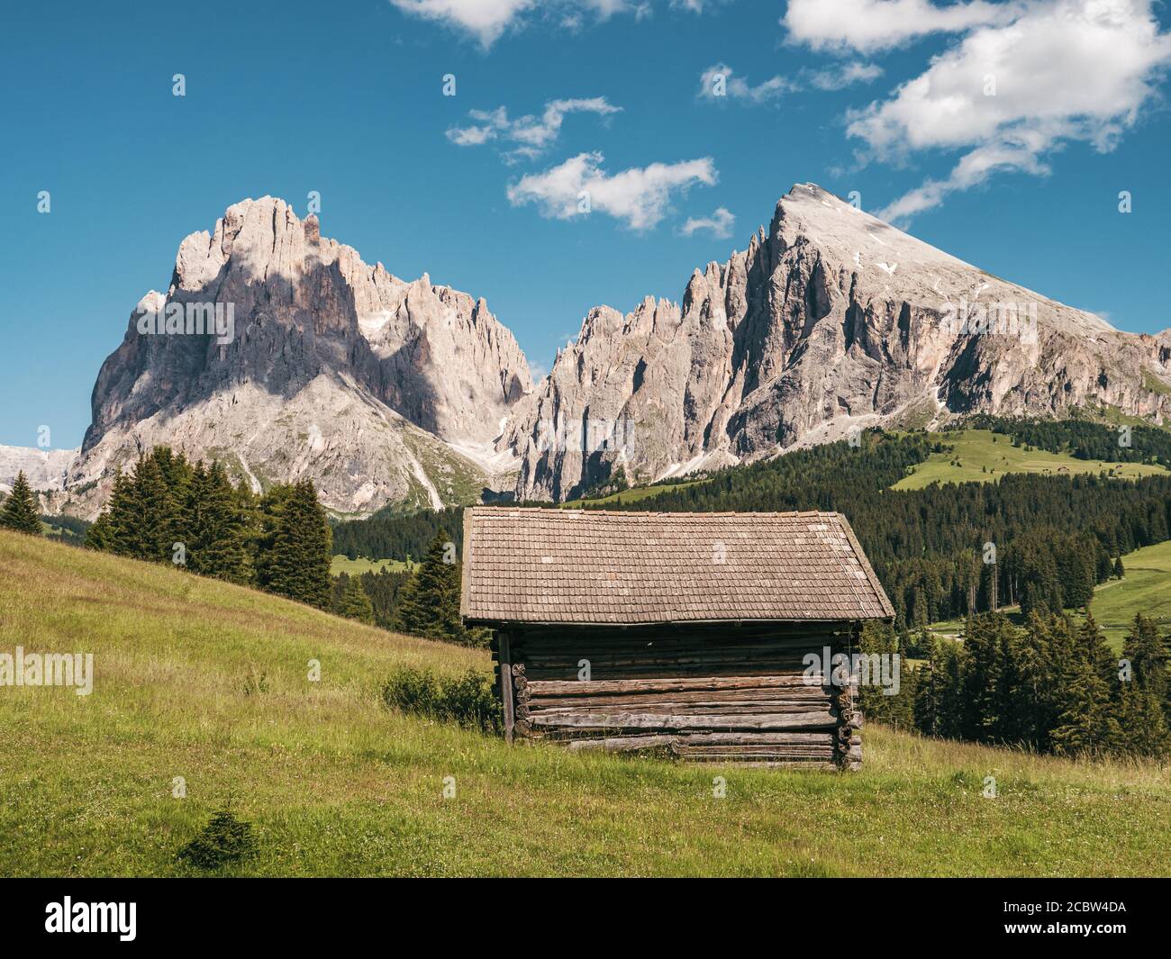 Alm hütte berge -Fotos und -Bildmaterial in hoher Auflösung – Alamy