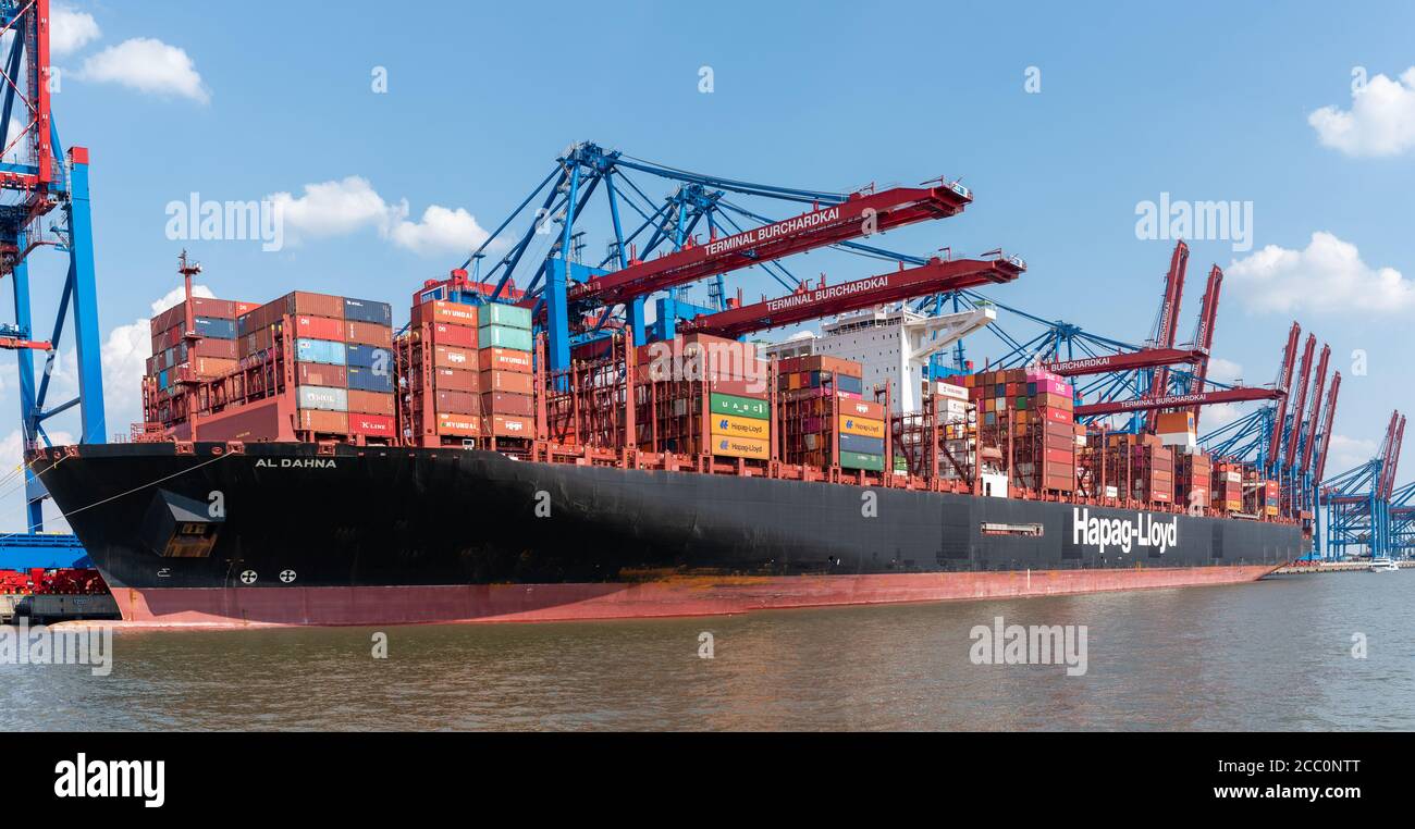 Portalkran im hafen -Fotos und -Bildmaterial in hoher Auflösung – Alamy