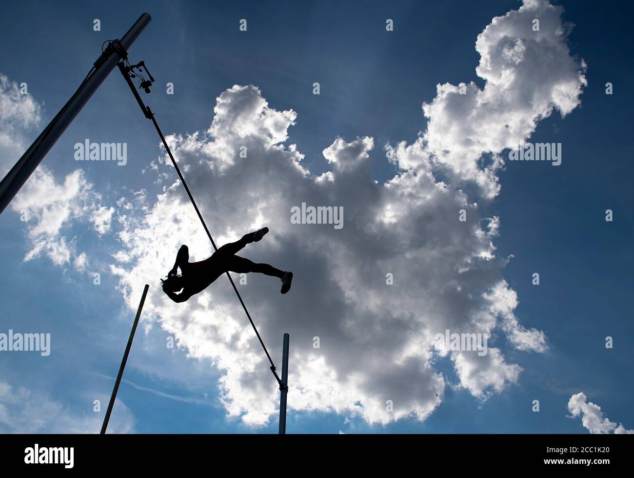 Hochsprung Der Männer Stockfotos und -bilder Kaufen - Alamy