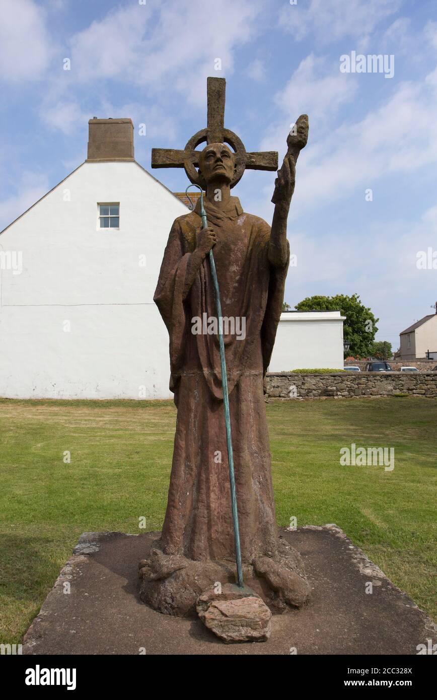 St aidan statue lindisfarne Stockfotos und -bilder Kaufen - Alamy