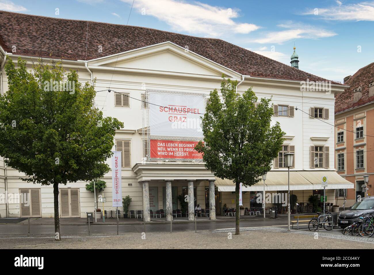 Opernhaus graz -Fotos und -Bildmaterial in hoher Auflösung – Alamy