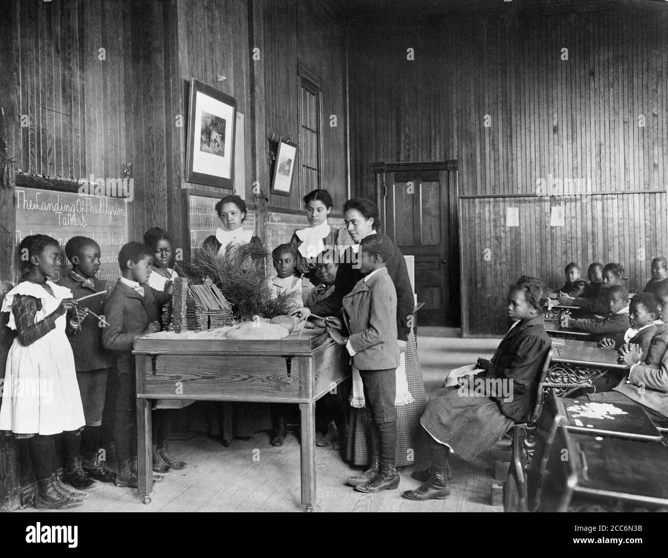 Classroom 1900 -Fotos und -Bildmaterial in hoher Auflösung – Alamy