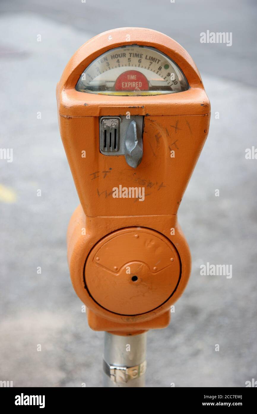 Parkuhr Defekt Fotos Und Bildmaterial In Hoher Auflösung Alamy