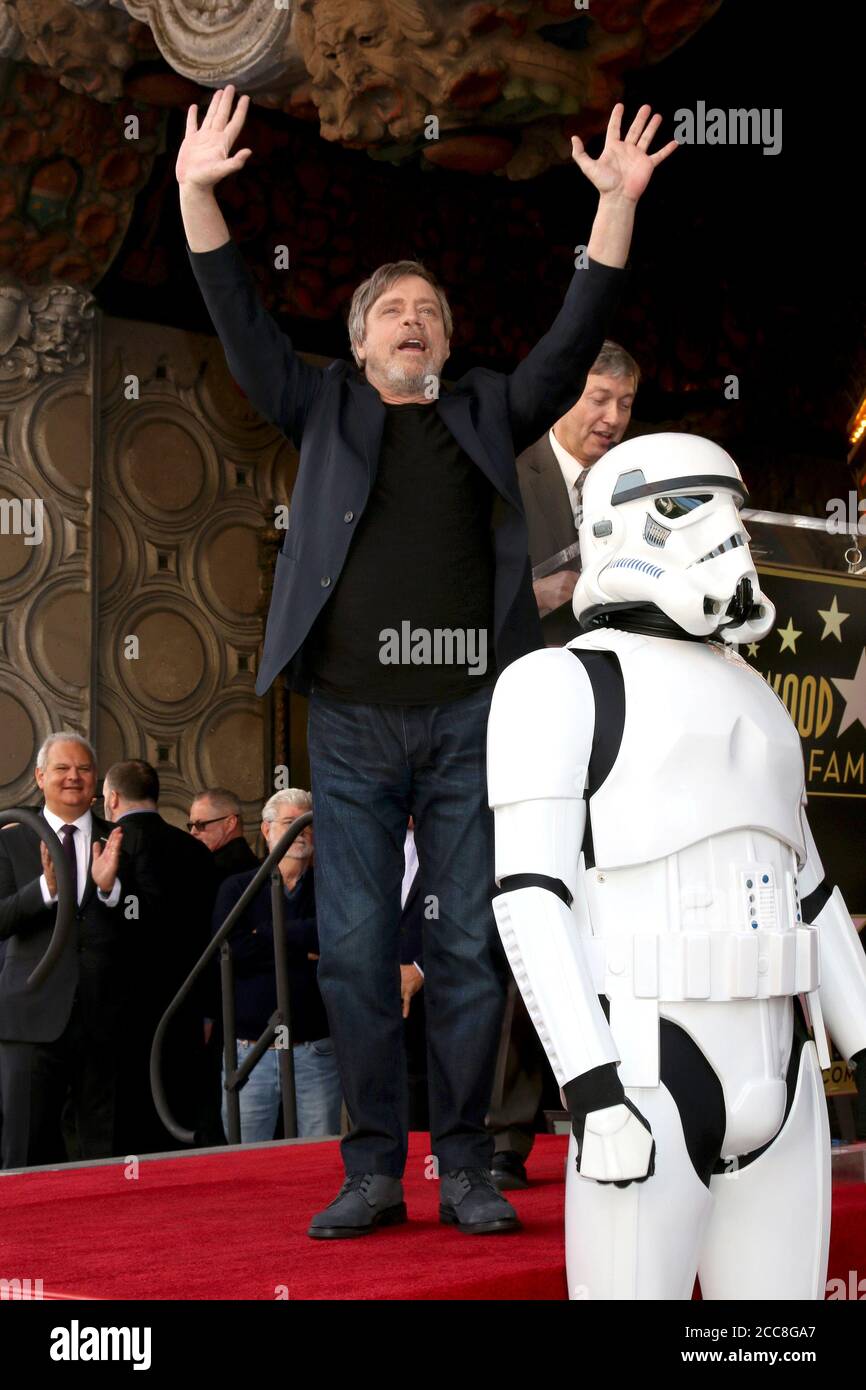 LOS ANGELES - 8. MÄRZ: Mark Hamill bei der Mark Hamill Star Ceremony ...