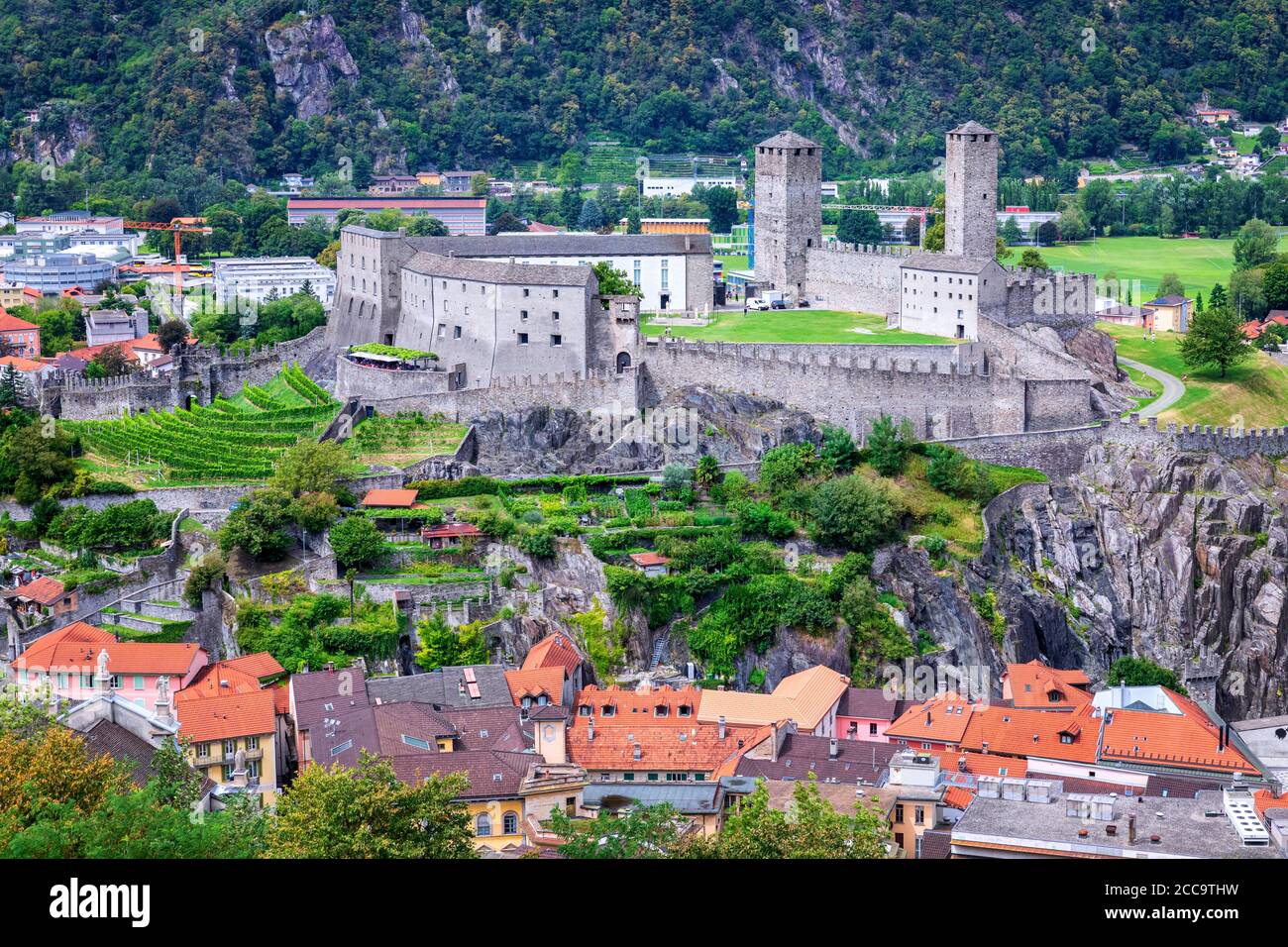 Bellinzona switzerland -Fotos und -Bildmaterial in hoher Auflösung – Alamy
