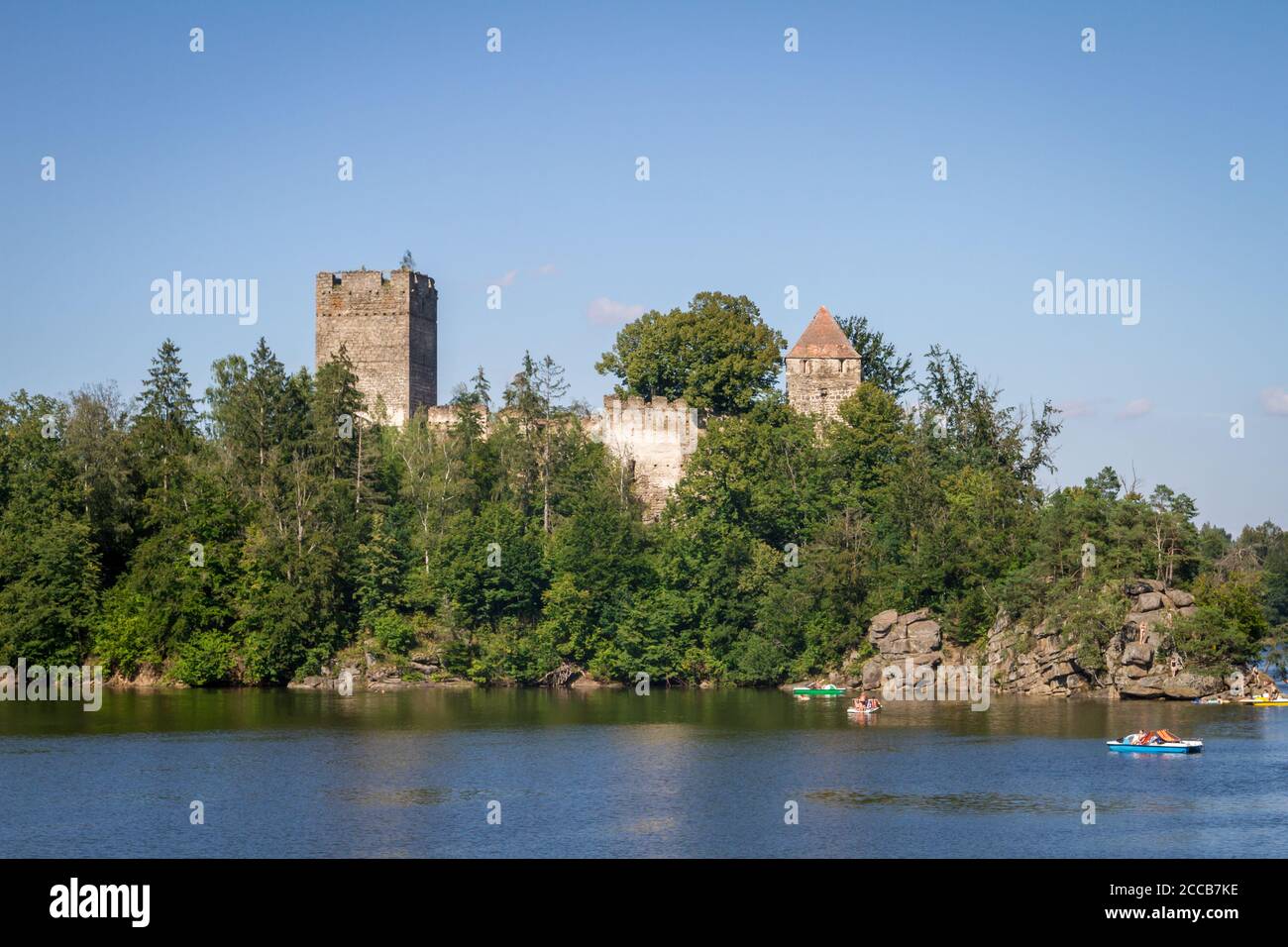 Ottensteiner stausee mit lichtenfels -Fotos und -Bildmaterial in hoher ...