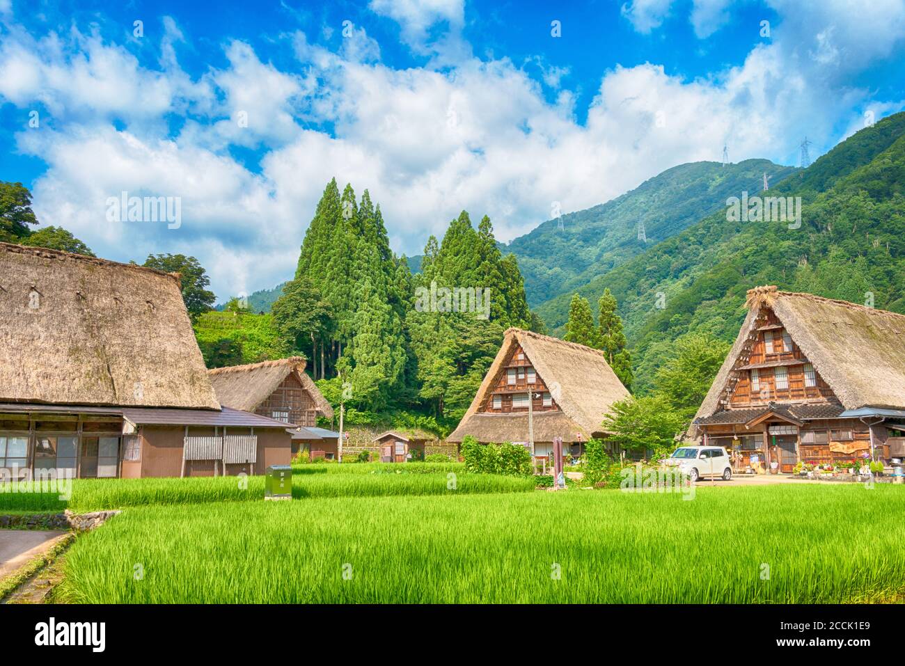 Nanto, Japan - Gassho-zukuri Häuser in Suganuma Dorf, Gokayama Gegend ...