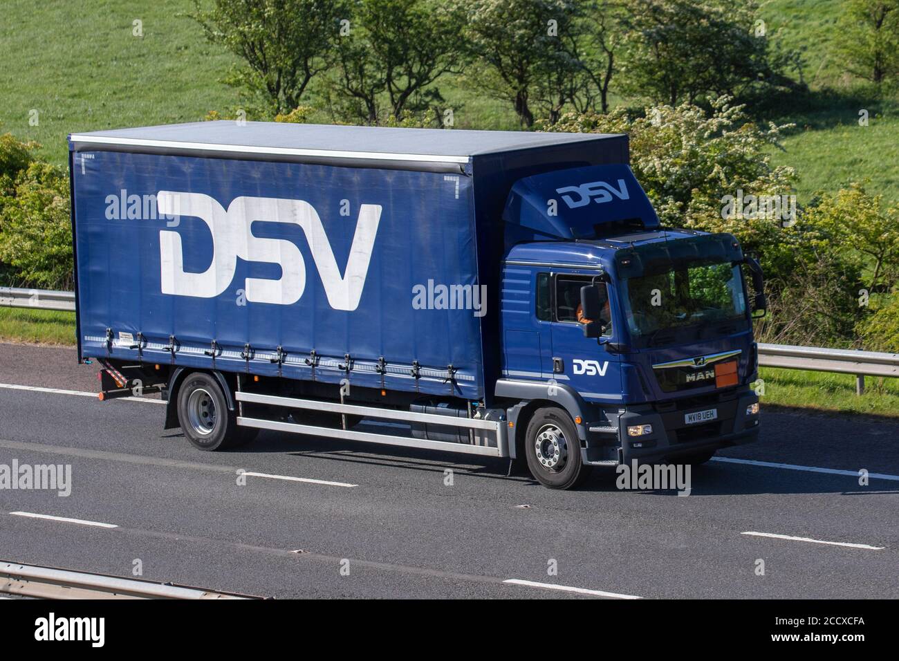 DSV Spedition Delivery Trucks, LKW, Transport, LKW, Frachtführer ...