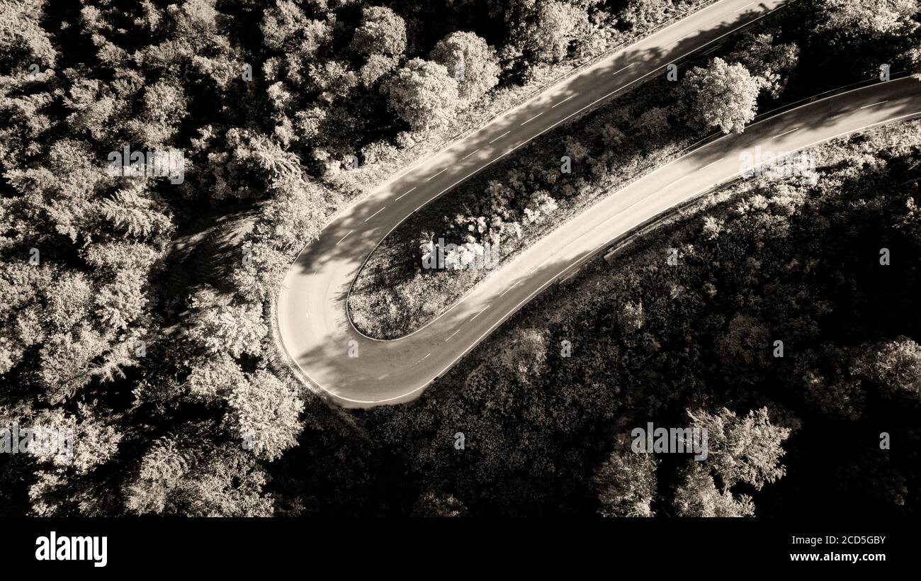 Luftaufnahme wald -Fotos und -Bildmaterial in hoher Auflösung – Alamy