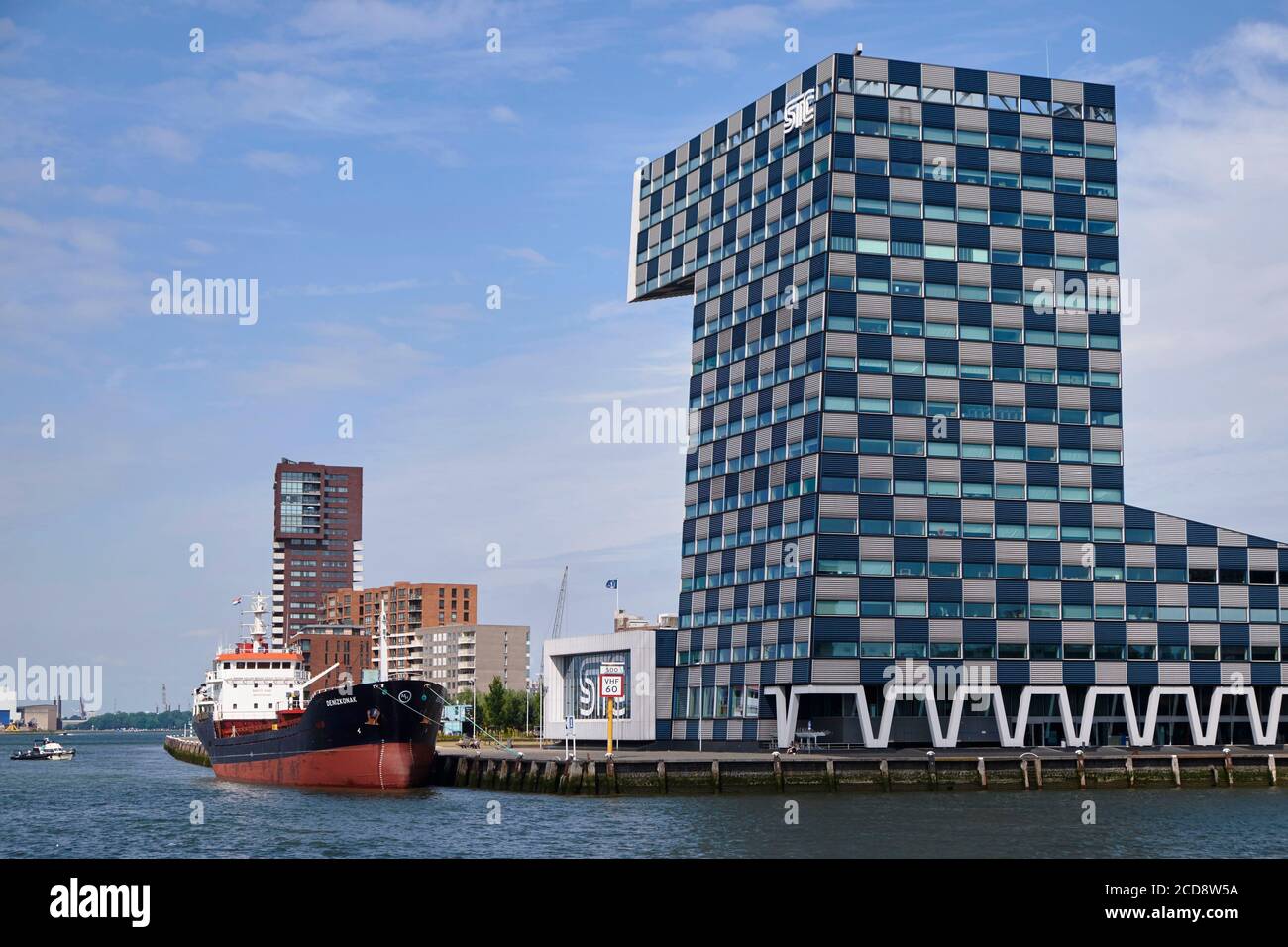 Neutelings riedijk gebäude -Fotos und -Bildmaterial in hoher Auflösung ...