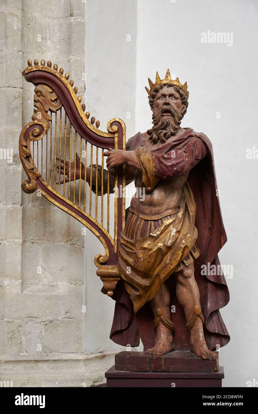 David playing -Fotos und -Bildmaterial in hoher Auflösung – Alamy