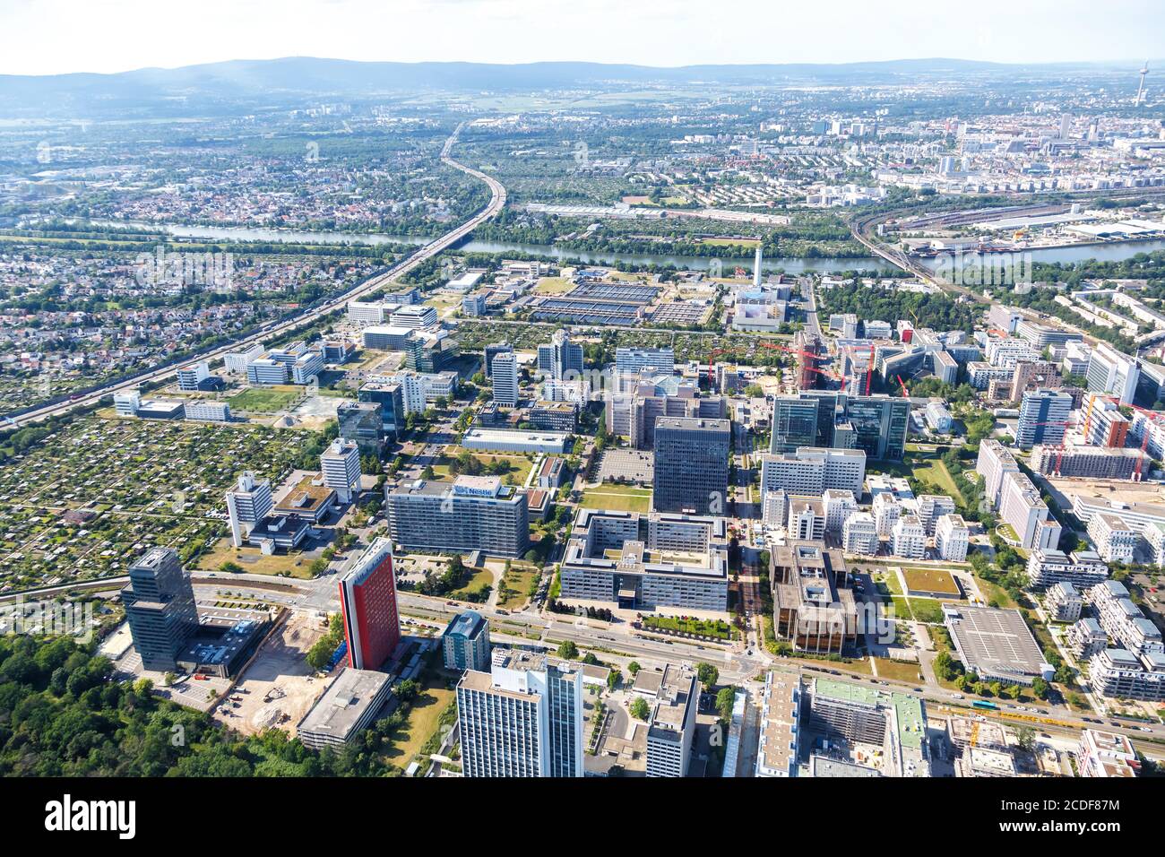 Frankfurt main niederrad -Fotos und -Bildmaterial in hoher Auflösung ...