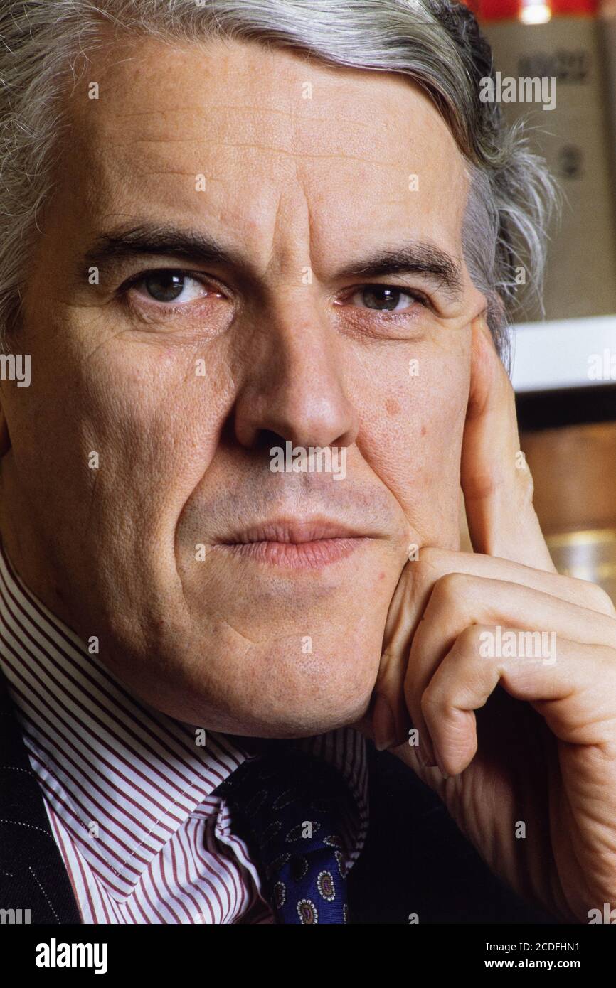 Vorsitzender des barrats -Fotos und -Bildmaterial in hoher Auflösung – Alamy