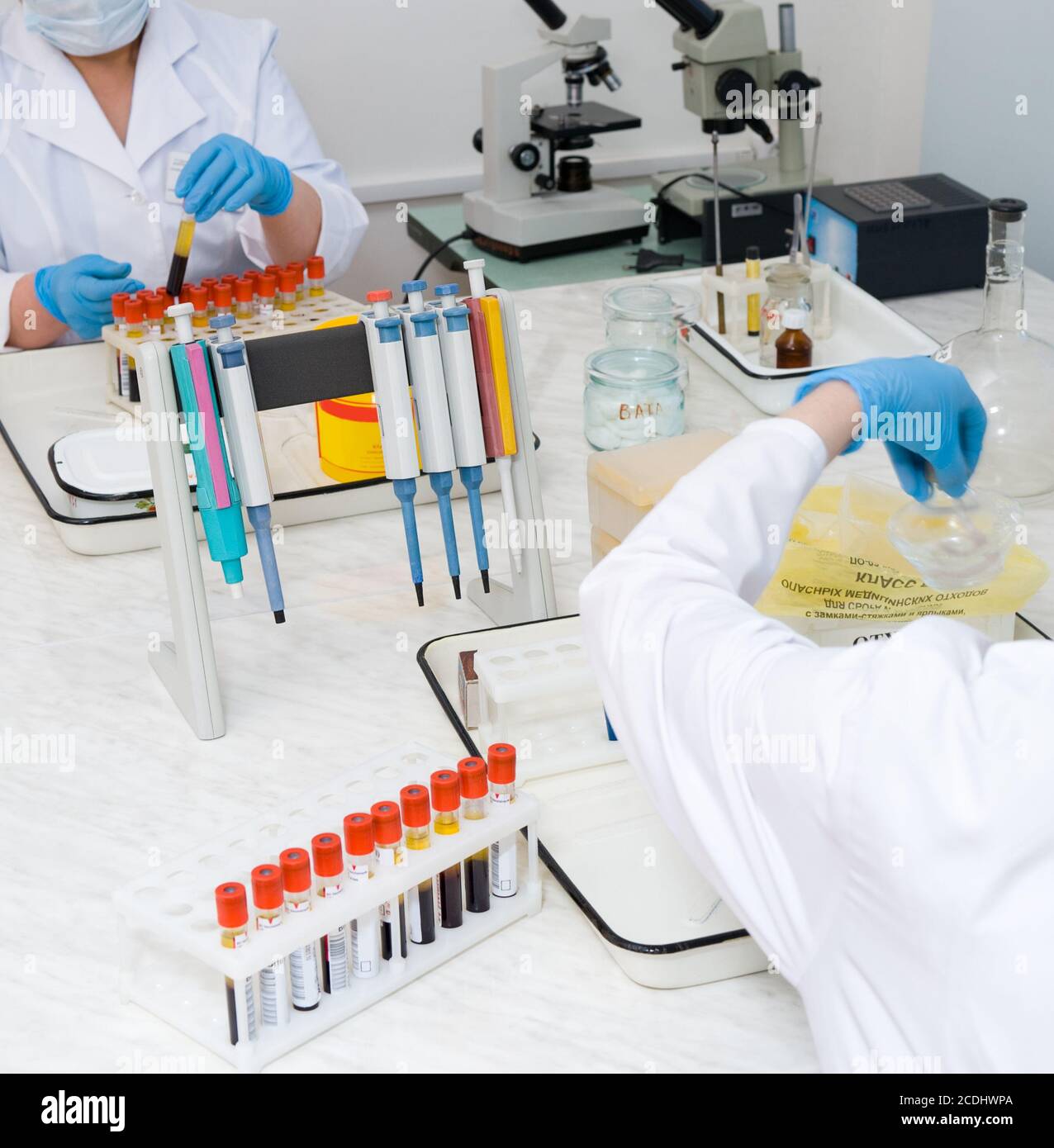 Blood analysis -Fotos und -Bildmaterial in hoher Auflösung – Alamy