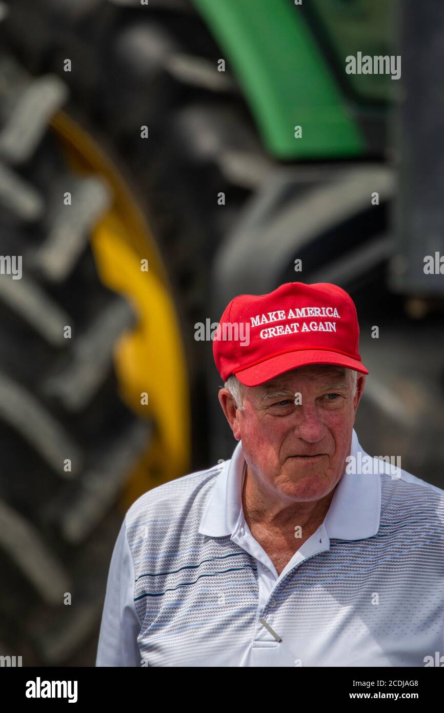 Roter magahut -Fotos und -Bildmaterial in hoher Auflösung – Alamy