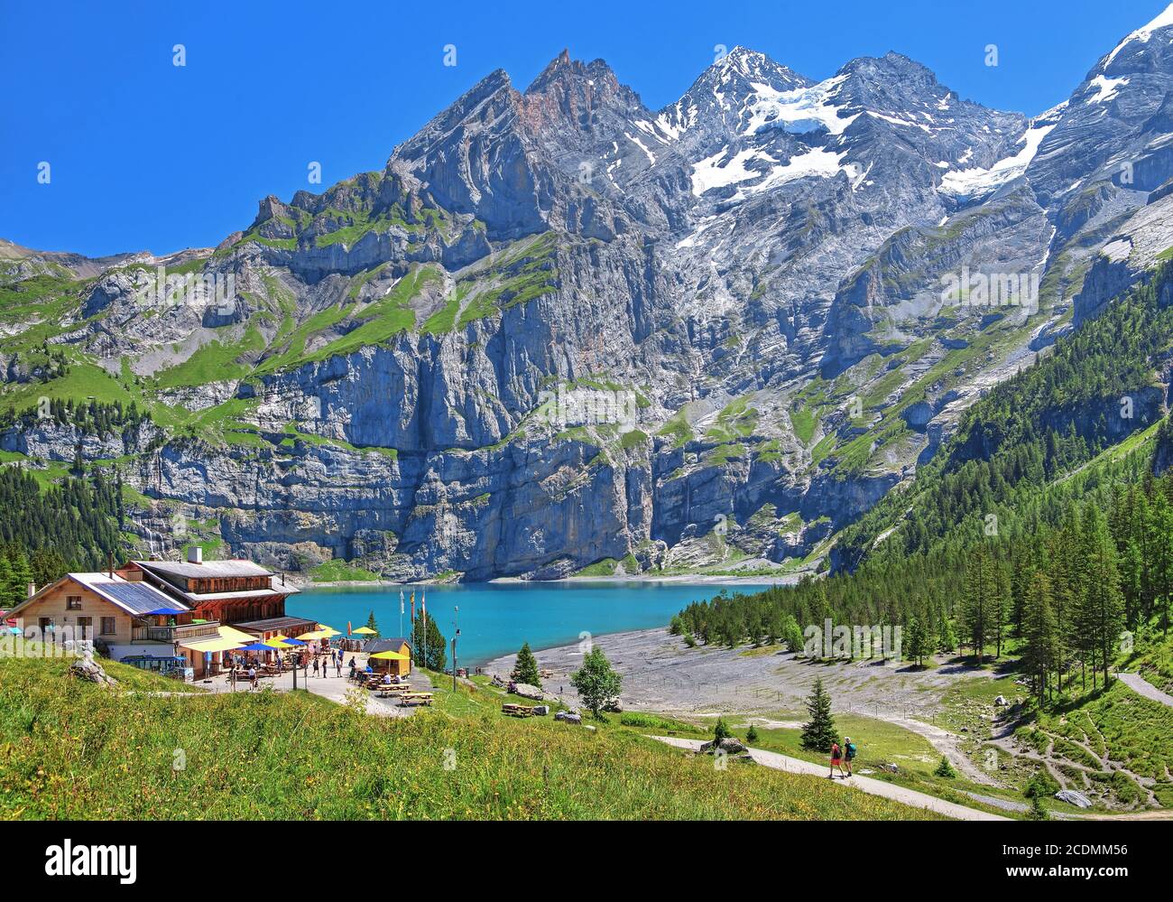 Oeschinensee mit Berggasthof und Blueemlisalp, Kandersteg, Kandertal ...
