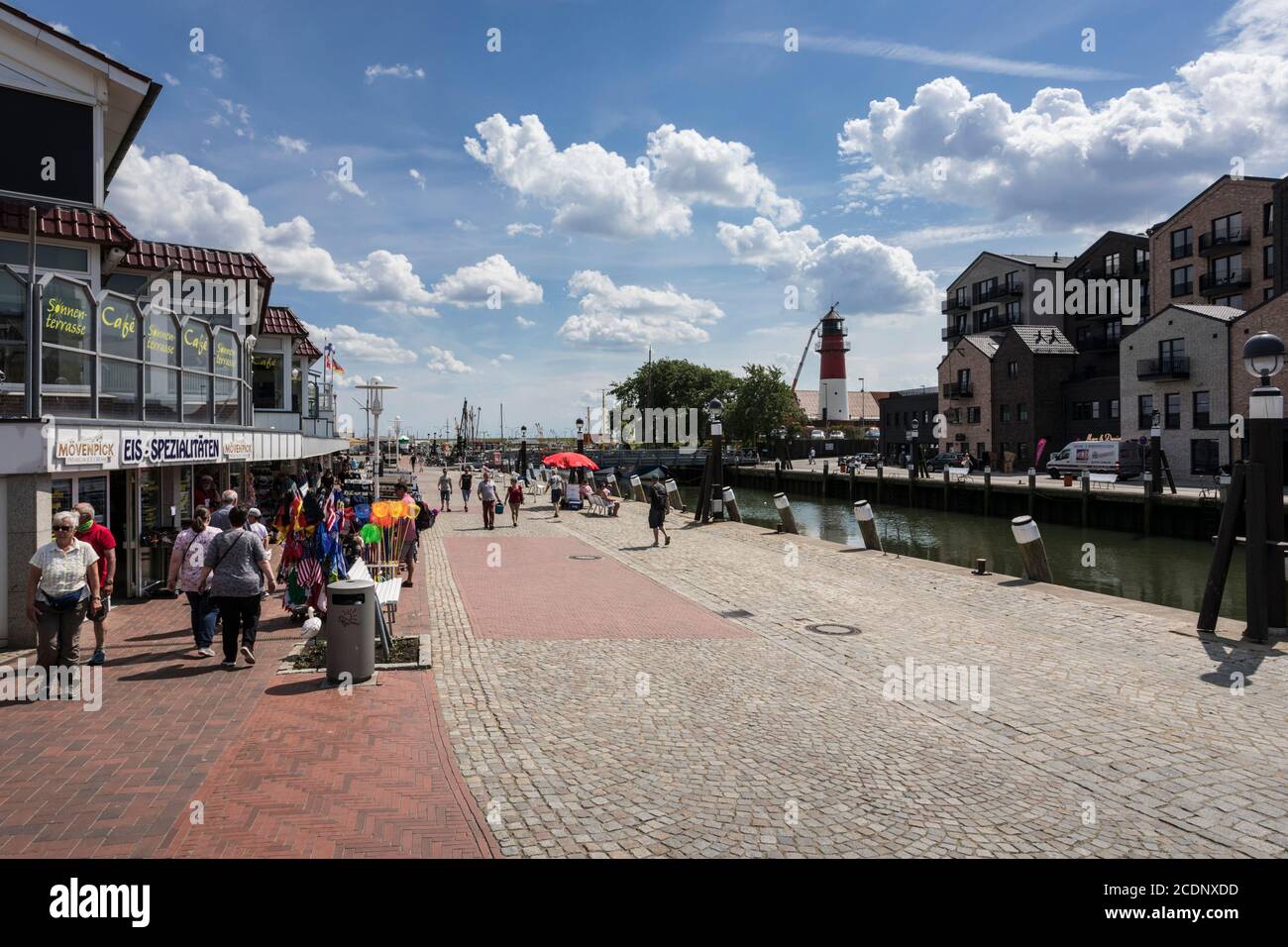 Hafen und leuchtturm von busum -Fotos und -Bildmaterial in hoher ...
