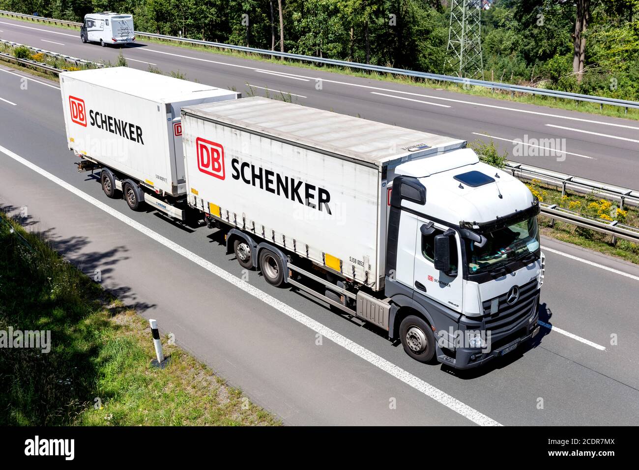 Truck of logistics company db schenker -Fotos und -Bildmaterial in ...