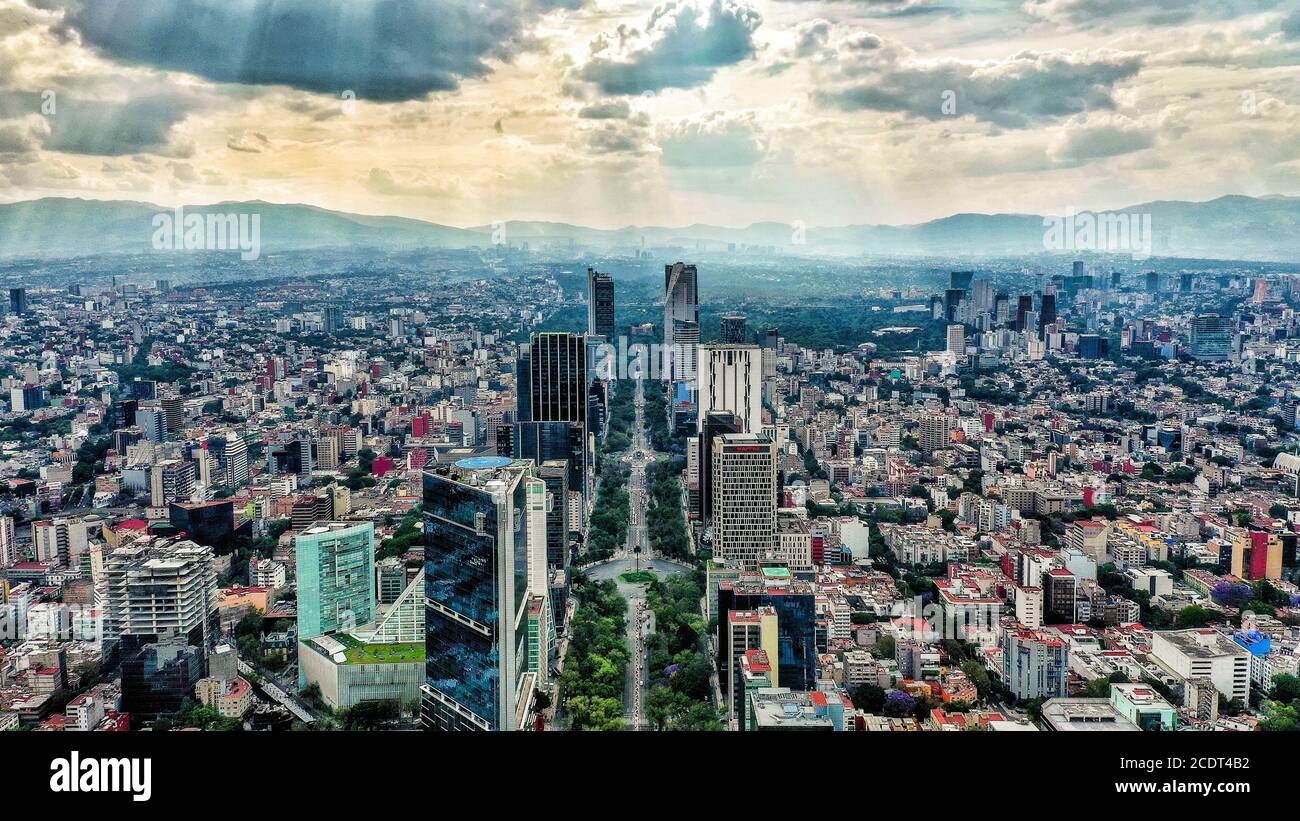 Torre latinoamericana panorama -Fotos und -Bildmaterial in hoher Auflösung – Alamy