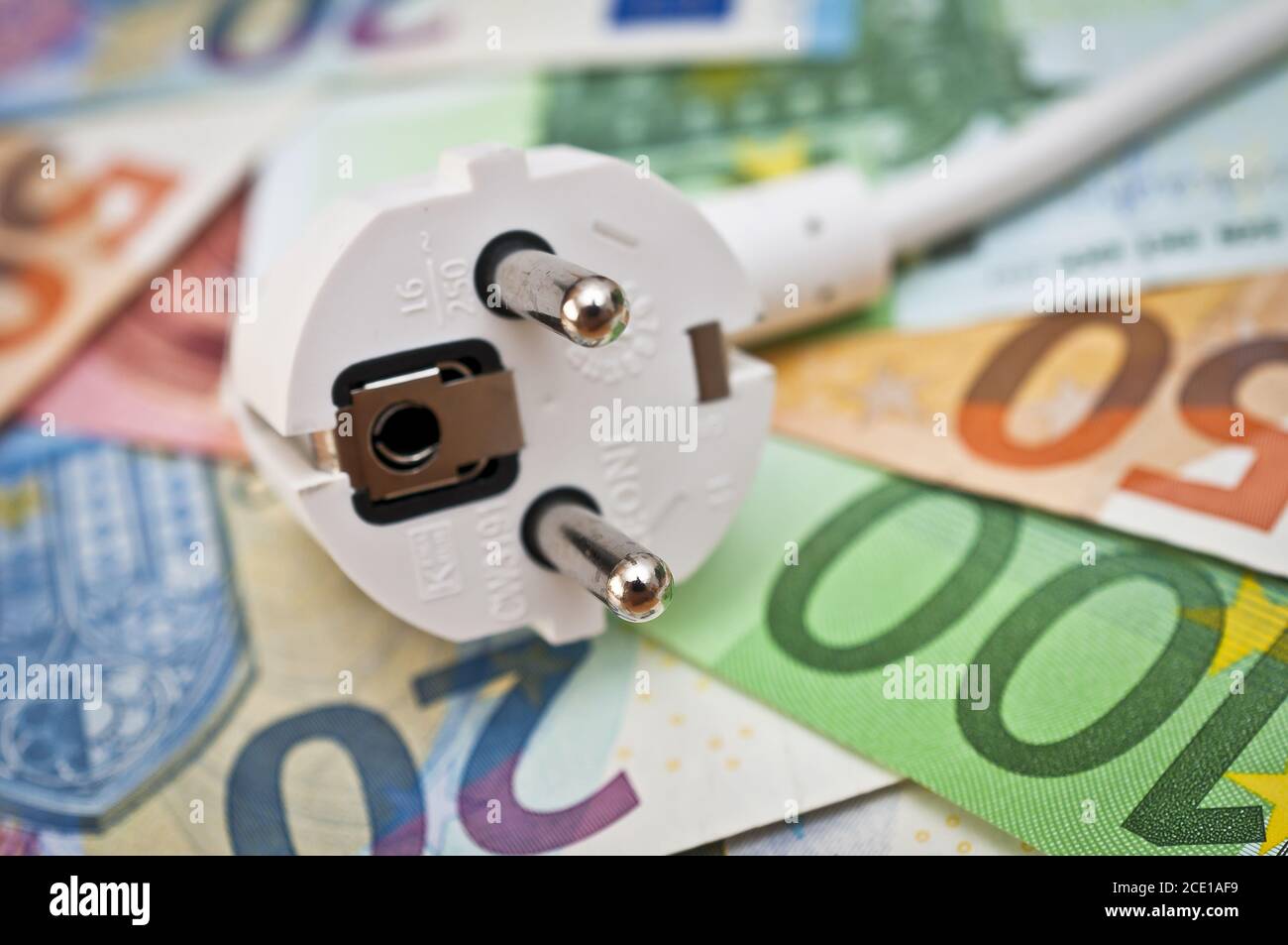 Electricity costs -Fotos und -Bildmaterial in hoher Auflösung – Alamy